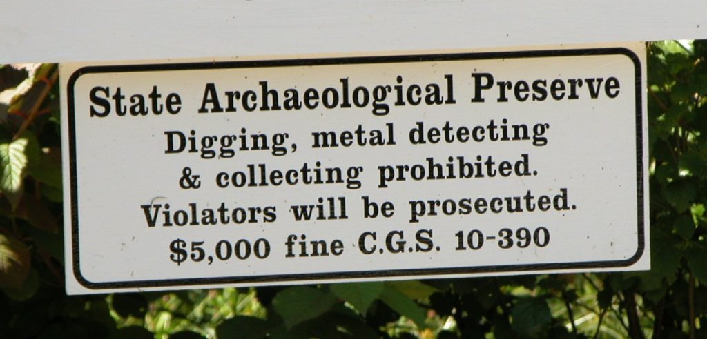 Arch Warning – Putnam Memorial State Park